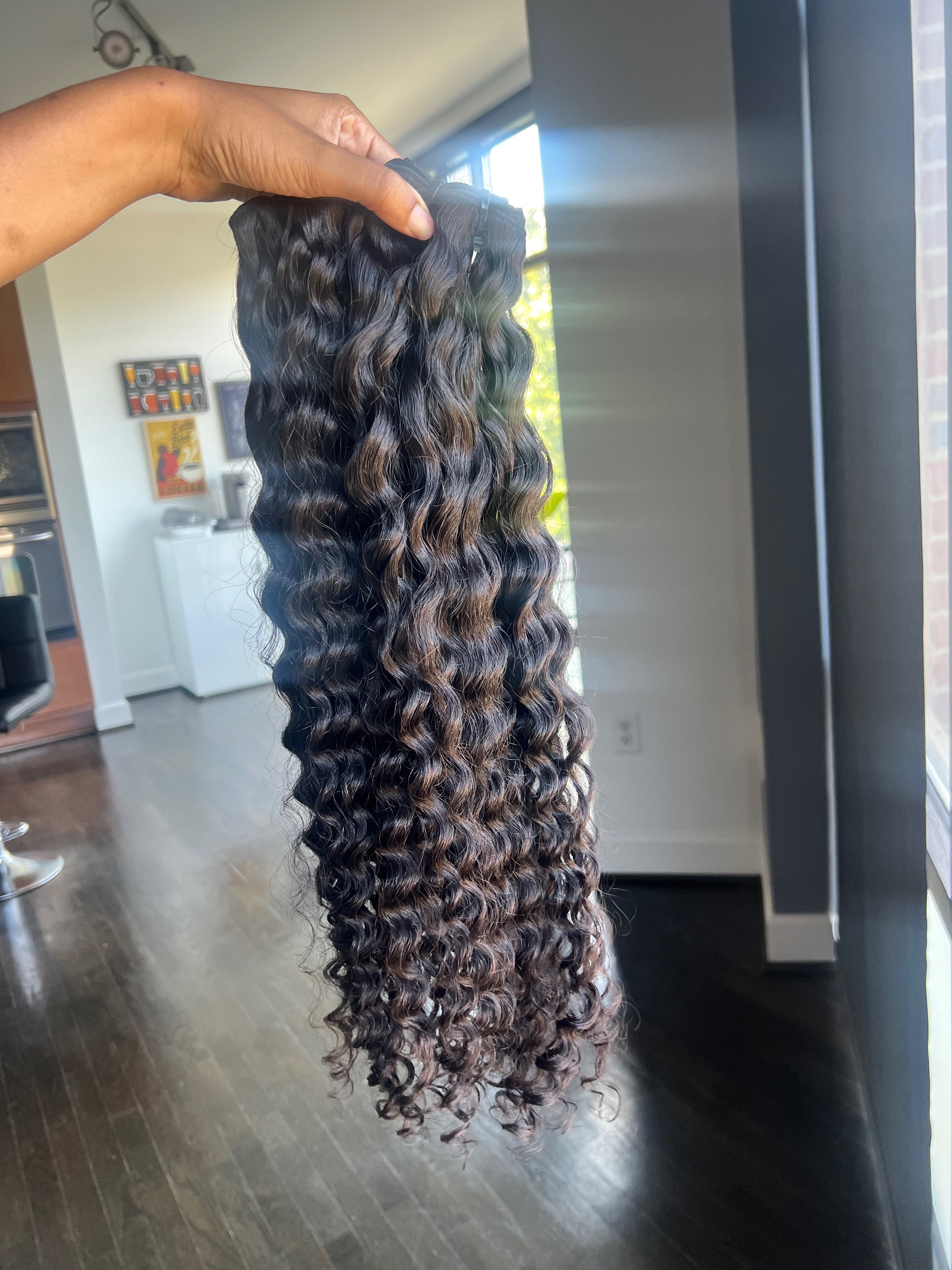 FILIPINO CURLY – SHOTGUNN HAIR